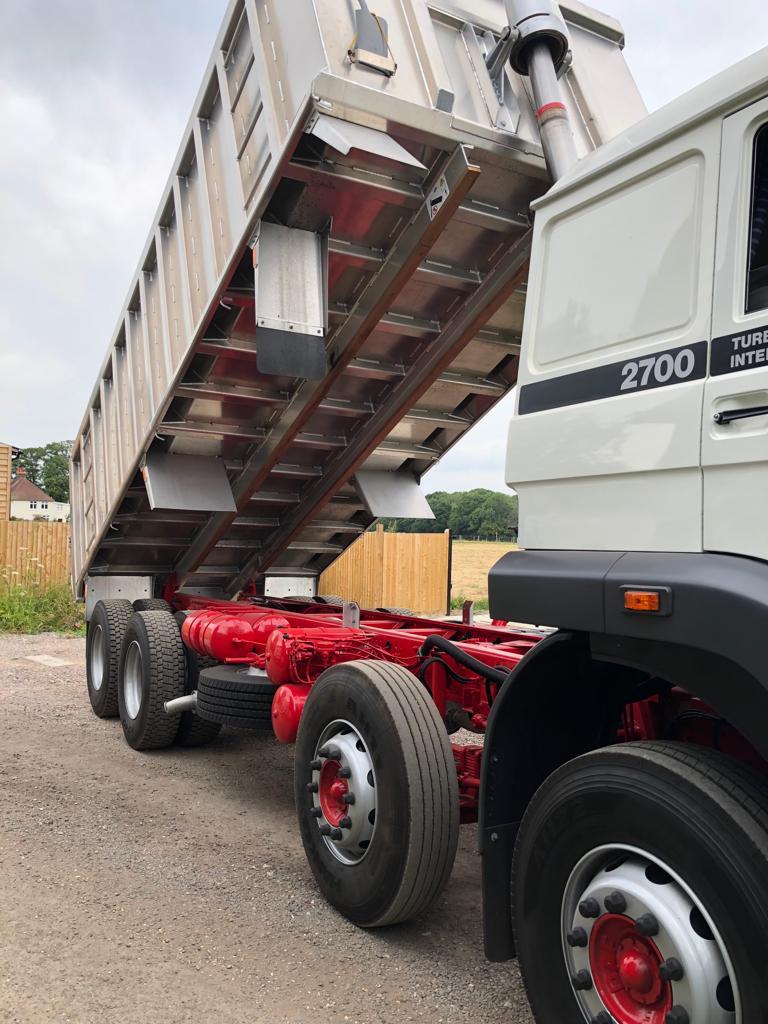 Completely refurbished 1990 DAF Tipper - Simply